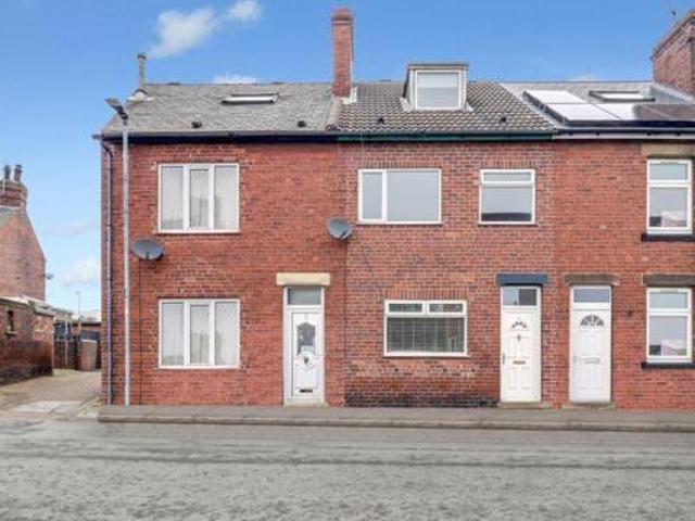 3 Bedroom Terraced House For Sale In Knottingley, West Yorkshire