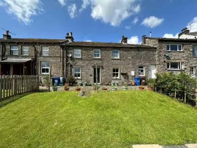 3 bedroom terraced house for sale in Kettlewell, Skipton, BD23