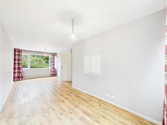3 bedroom terraced house for sale in Kenwood Avenue, Worcester, Worcestershire, WR4