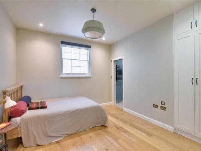 3 bedroom terraced house for sale in King George Street, Greenwich, London, SE10