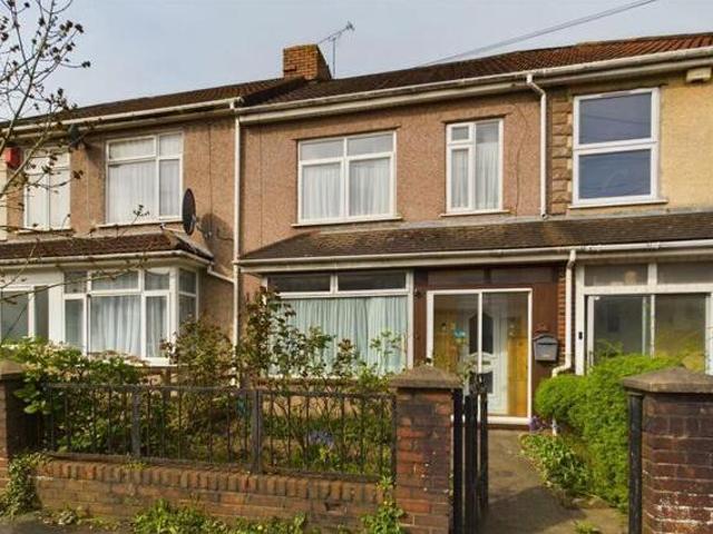 3 Bedroom Terraced House For Sale In Kingswood