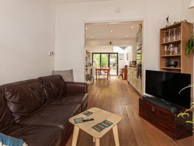 3 bedroom terraced house for sale in Howard Street, East Oxford, OX4