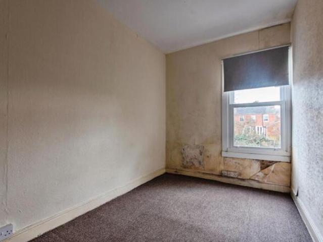 3 bedroom terraced house for sale in Howard Street, Lincoln, Lincolnshire, LN1