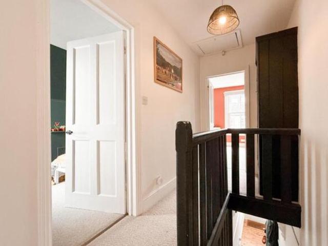 3 bedroom terraced house for sale in Hobart Road, Cambridge, CB1