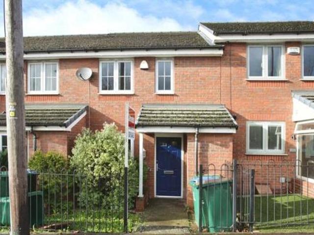 3 Bedroom Terraced House For Sale In Holbrooks