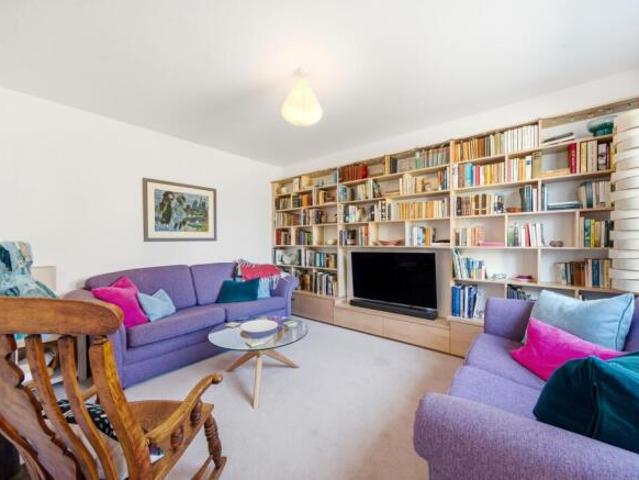 3 bedroom terraced house for sale in Hooper Street, Cambridge, CB1