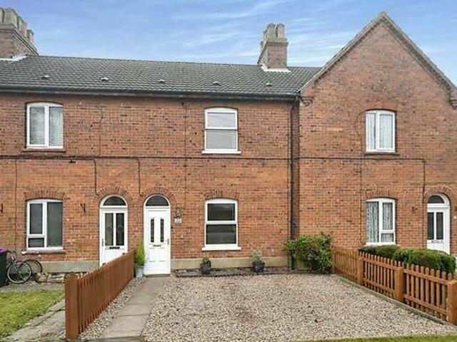 3 bedroom terraced house for sale in Horncastle Road Wragby Market Rasen Lincolnshire LN8