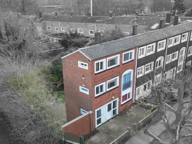 3 Bedroom Terraced House For Sale In Hatfield