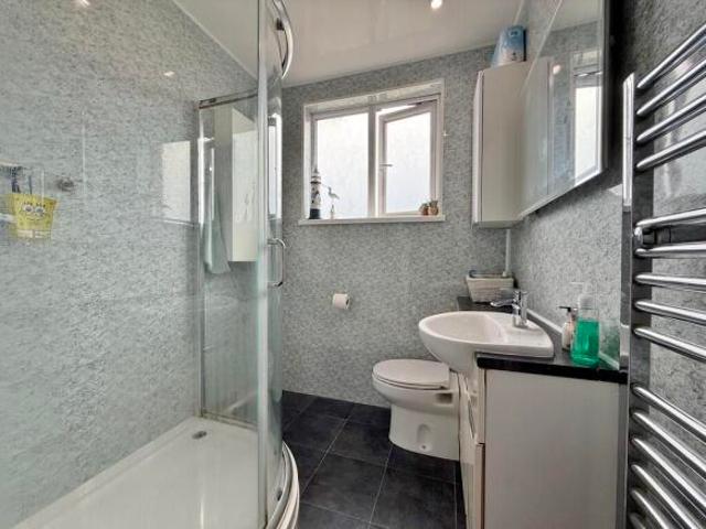 3 bedroom terraced house for sale in Hawthorn Crescent, Highbury, PO6