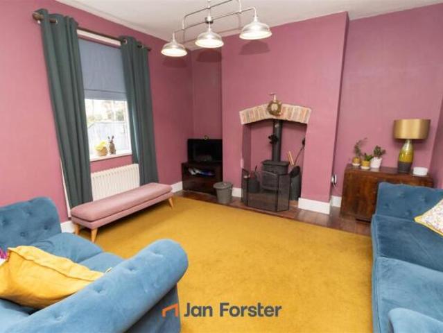 3 bedroom terraced house for sale in Hawthorn Street, Newcastle Upon Tyne, NE15