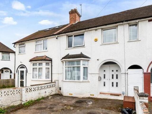 3 Bedroom Terraced House For Sale In Hayes