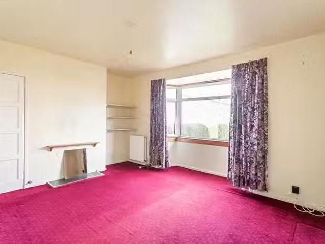 3 Bedroom Terraced House For Sale In Hazelwood Grove, The Inch.