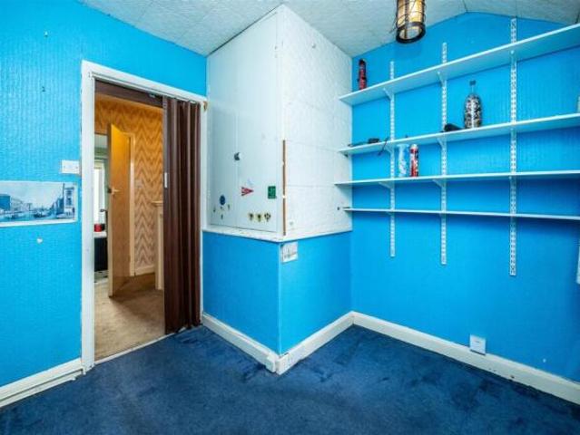 3 bedroom terraced house for sale in Hazelhurst Road, Queensbury, Bradford, BD13