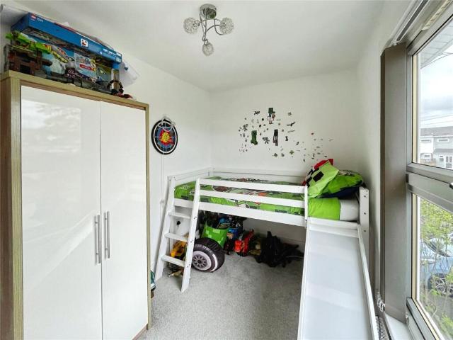 3 bedroom terraced house for sale in Hazlebarrow Crescent, Sheffield, S8