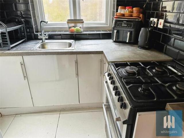 3 bedroom terraced house for sale in Halifax Old Road, Birkby, Huddersfield, HD2