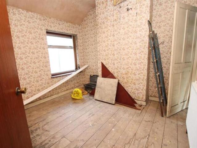 3 bedroom terraced house for sale in Hallford Way, Dartford, DA1