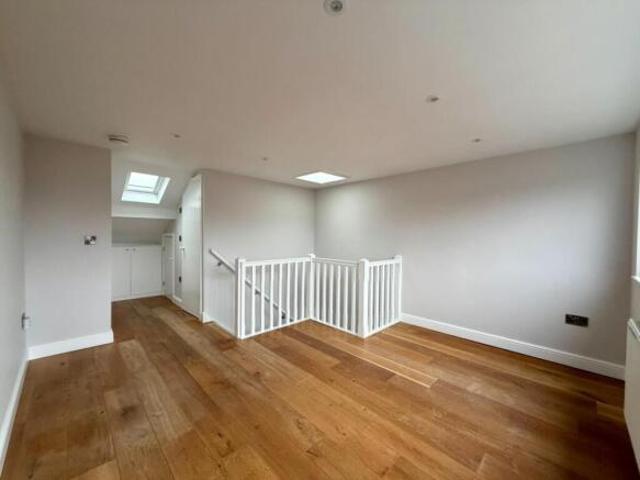 3 bedroom terraced house for sale in Halstead Avenue, Chorlton, M21