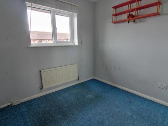 3 bedroom terraced house for sale in Hanbury Drive, Reading, RG31