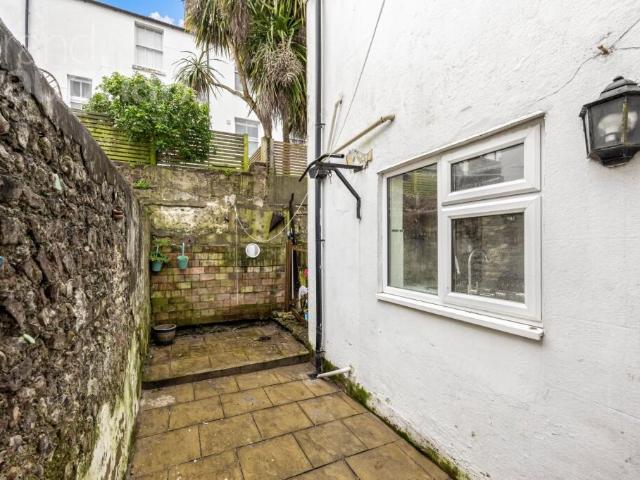 3 bedroom terraced house for sale in Hanover Street, Brighton, East Sussex, BN2