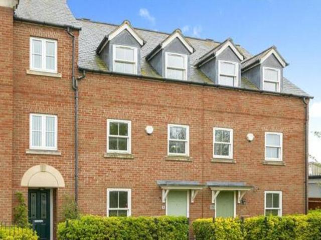 3 Bedroom Terraced House For Sale In Harrold, Bedfordshire