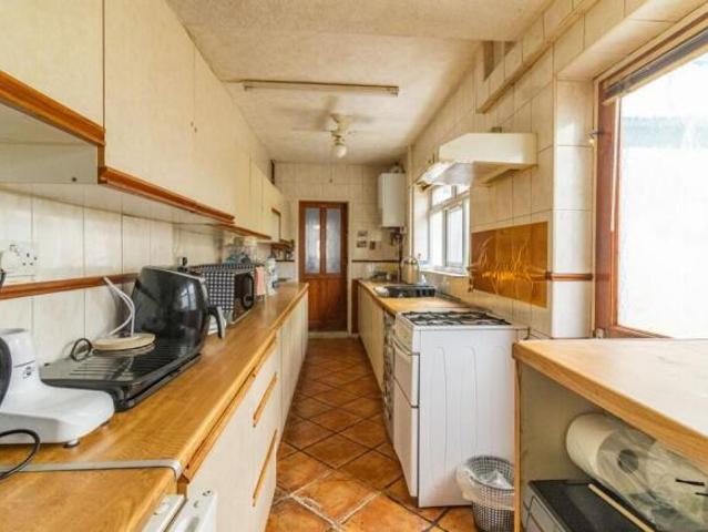 3 bedroom terraced house for sale in Hart Road, Leicester, LE5