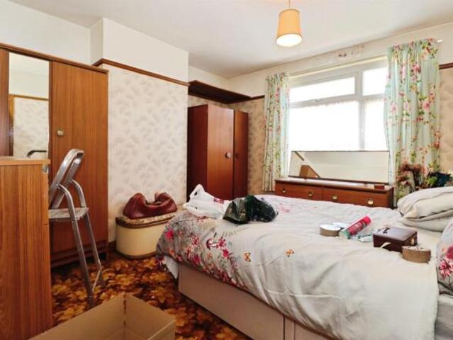 3 bedroom terraced house for sale in Heather Close, Bristol, BS15