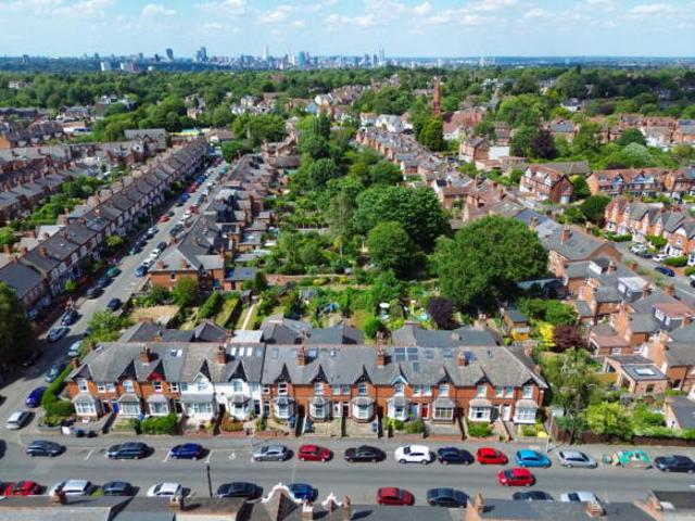 3 bedroom terraced house for sale in Heathfield Road, Kings Heath, B14