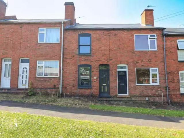 3 bedroom terraced house for sale in Hedging Lane, Wilnecote.