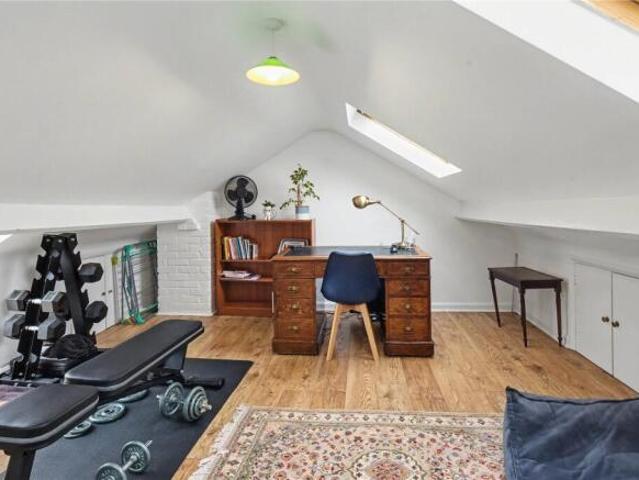 3 bedroom terraced house for sale in Henley Street, East Oxford, OX4