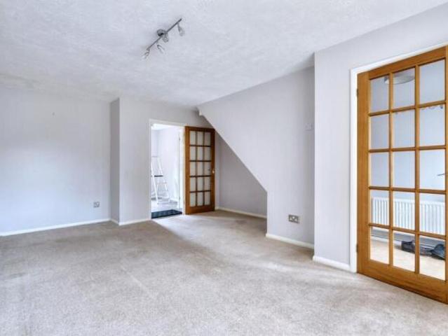 3 bedroom terraced house for sale in Henniker Gate, Chelmer Village, Chelmsford, CM2