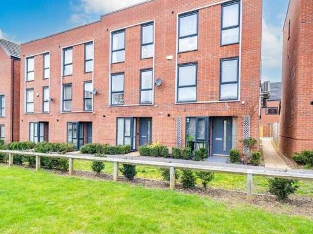 3 Bedroom Terraced House For Sale In Hertfordshire