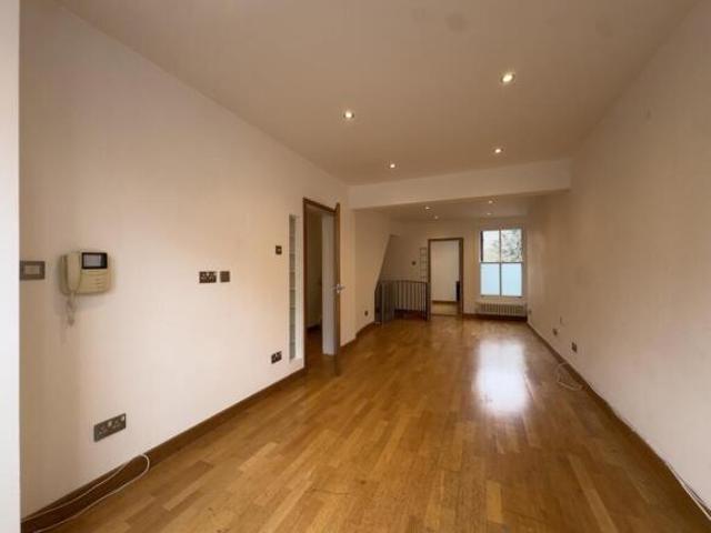 3 bedroom terraced house for sale in Hervey Street, Ipswich, IP4