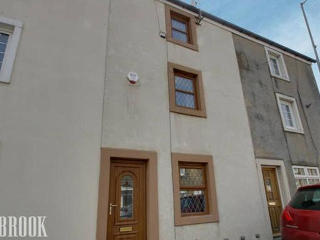 3 bedroom terraced house for sale in High Street Dodworth S75
