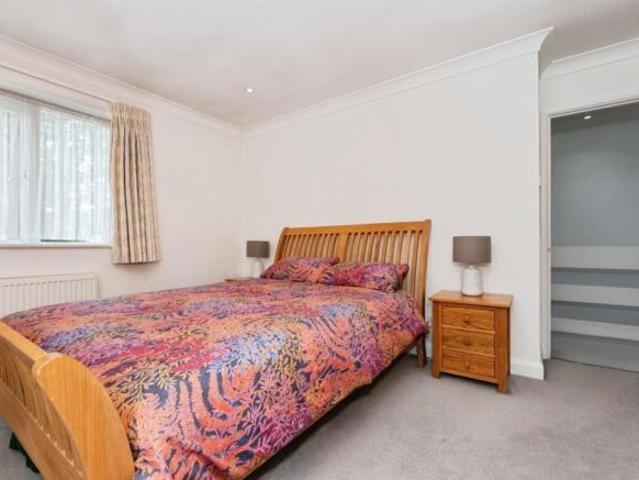 3 bedroom terraced house for sale in Highview, Vigo, DA13