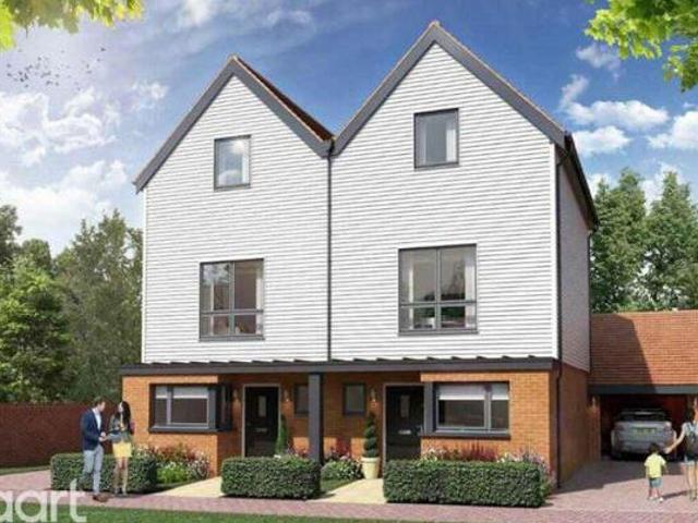 3 Bedroom Terraced House For Sale In Highwood Drive