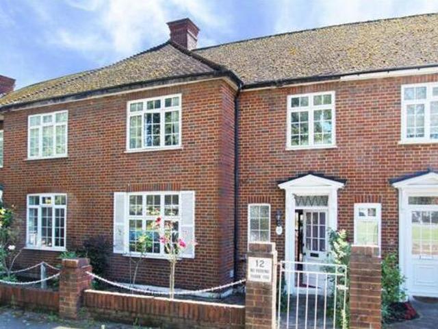 3 Bedroom Terraced House For Sale In Hillingdon