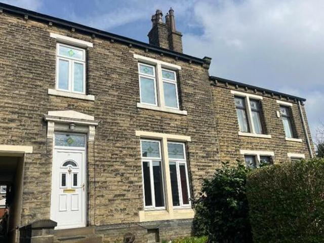 3 Bedroom Terraced House For Sale In Huddersfield, West Yorkshire