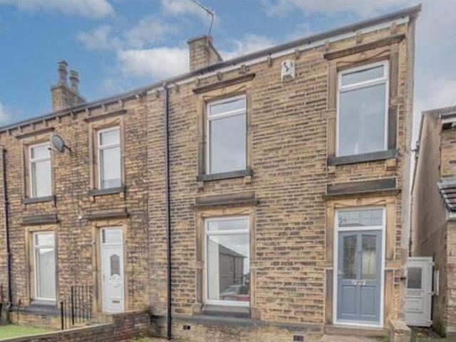3 Bedroom Terraced House For Sale In Huddersfield, West Yorkshire