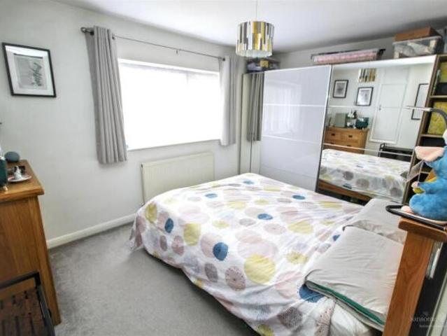 3 bedroom terraced house for sale in Hugh Fraser Drive, Tilehurst, Reading, RG31