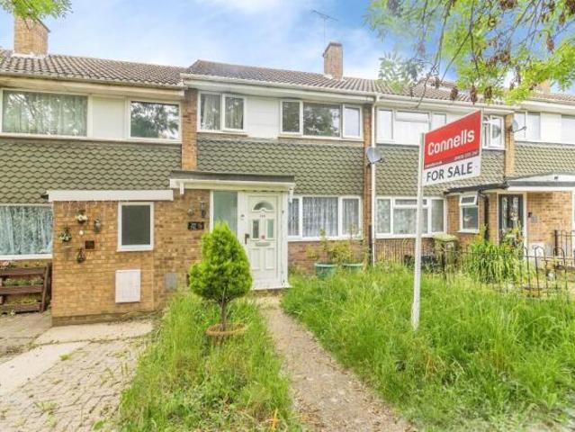 3 bedroom terraced house for sale in Hunter Drive, Bletchley, Milton Keynes, MK2