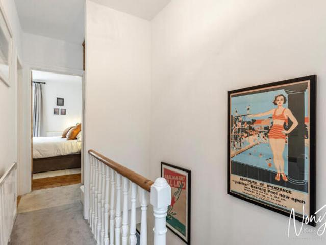 3 bedroom terraced house for sale in Hyde Abbey Road, SO23