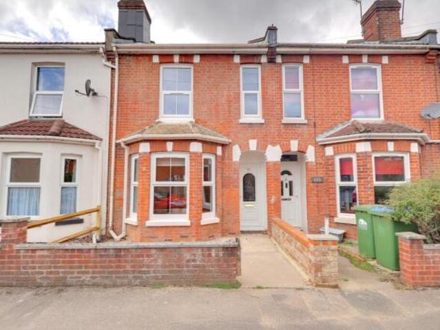 3 bedroom terraced house for sale in Imperial Avenue, Shirley, Southampton, SO15