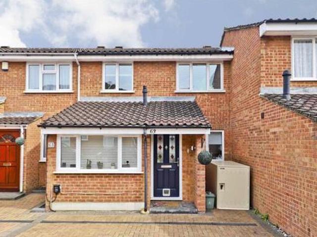 3 Bedroom Terraced House For Sale In Ickenham