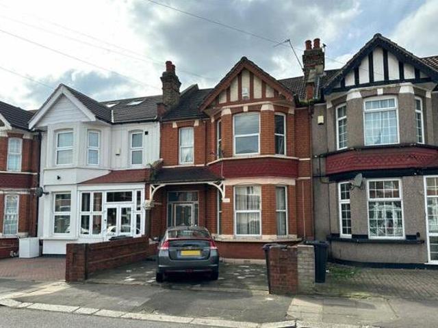 3 Bedroom Terraced House For Sale In Ilford, Essex