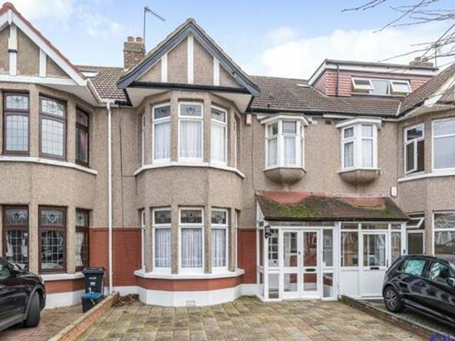 3 Bedroom Terraced House For Sale In Ilford, Essex