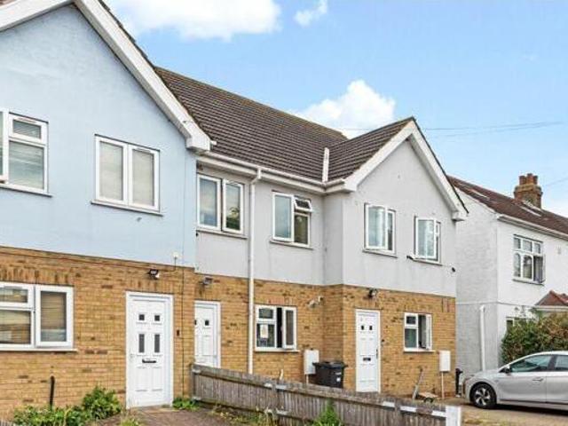 3 Bedroom Terraced House For Sale In Ilford, Essex