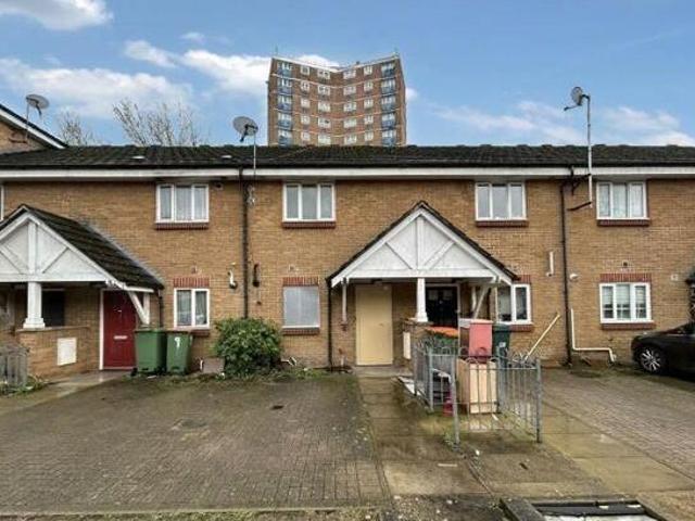3 Bedroom Terraced House For Sale In Ilford, London