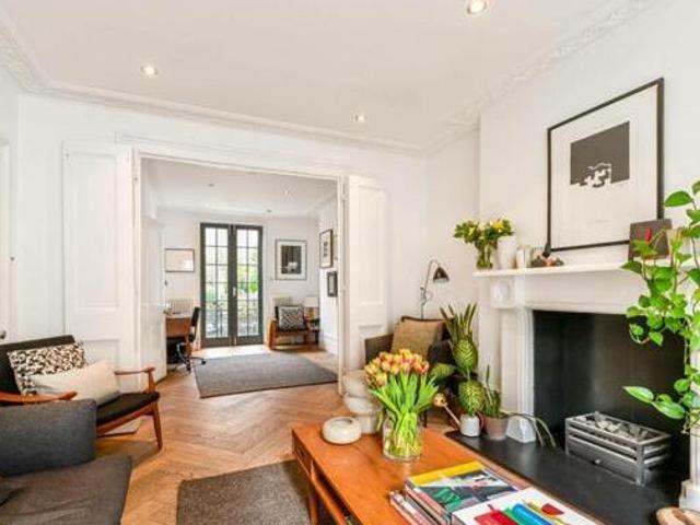 3 Bedroom Terraced House For Sale In Islington, London
