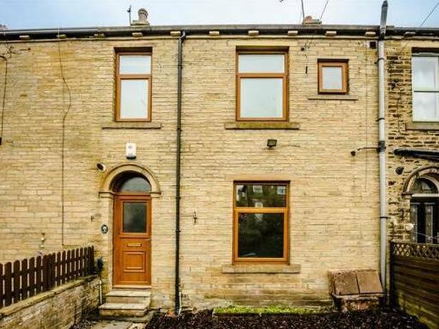 3 bedroom terraced house for sale in Jane Street Denholme BD13