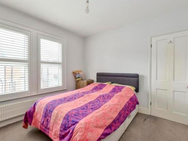 3 bedroom terraced house for sale in Jubilee Road, WD24